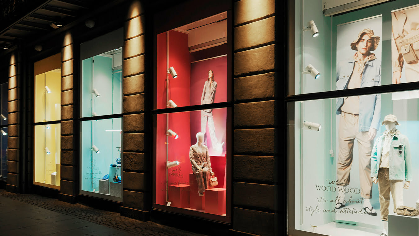 Butik og Instore | Vi lever for at få brands til at leve.