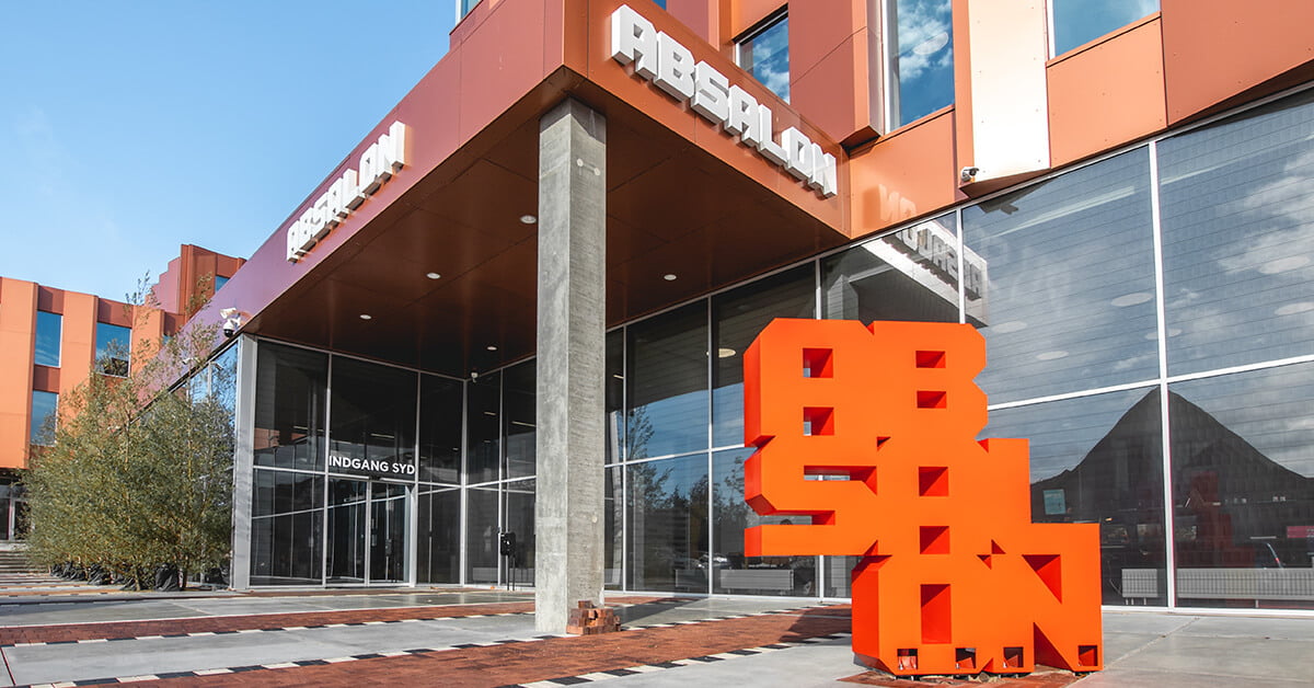 Customized design gør studiemiljø levende på Absalon