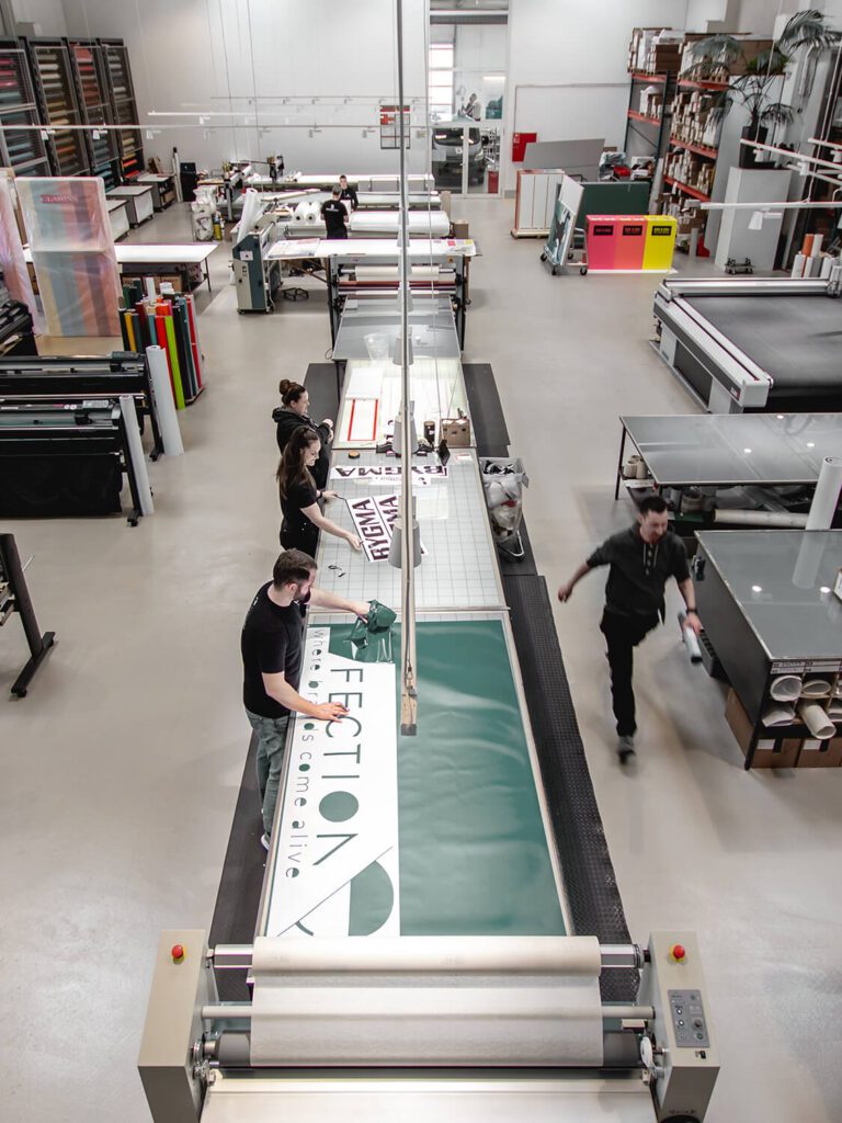 Folie til bil | Tryk på biler skaber genkendelighed på vejene!